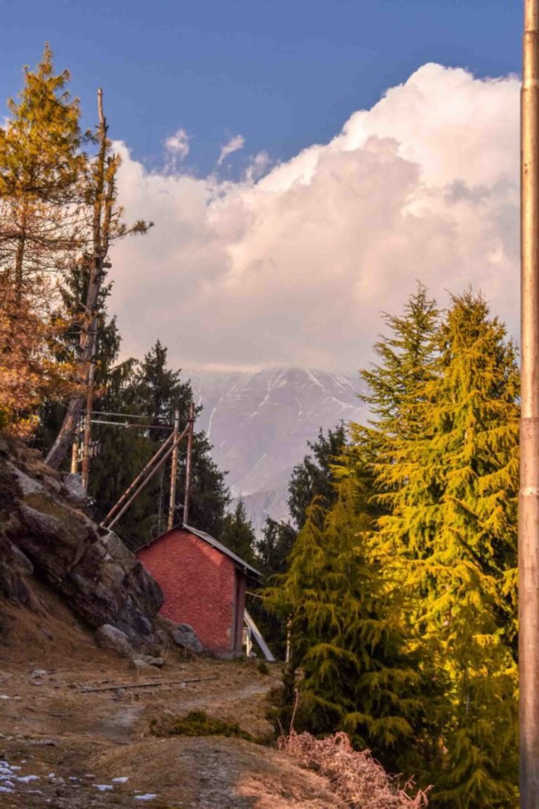 Barot Valley Complete Travel Guide 2025 | Nomllers